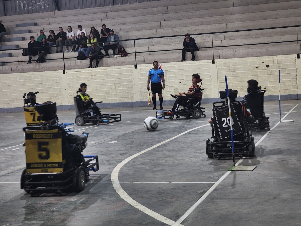 Powerchair Football llegó por primera vez a Dolores – Mirada Central